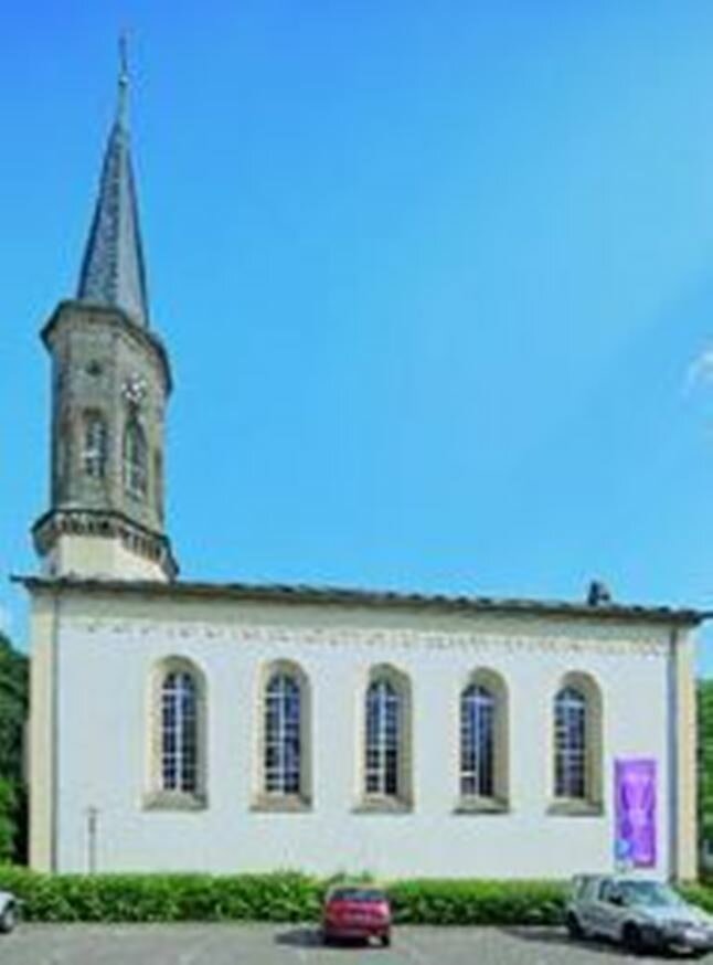 Dini dernekler Evangelische Kirche Schwabenheim - Evangelische Kirchengemeinde Groß-Winternheim - Schwabenheim, Renanya‑Palatinate, foto