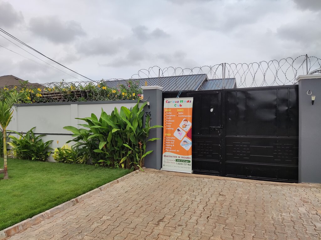 Ortaokul Curious Minds Club, Dünya, foto