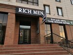 Rich men (Qaıym Muhamedhanov kóshesi No:8), giyim mağazası  Astana'dan