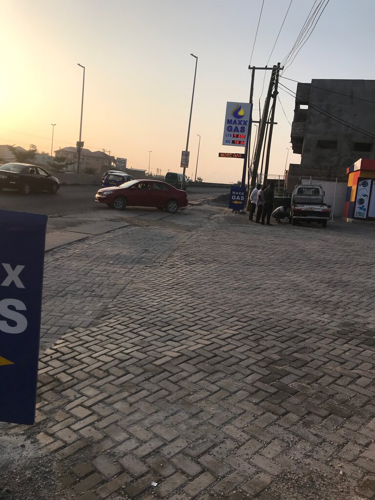 Benzin istasyonu Maxx Gas Station, Dünya, foto