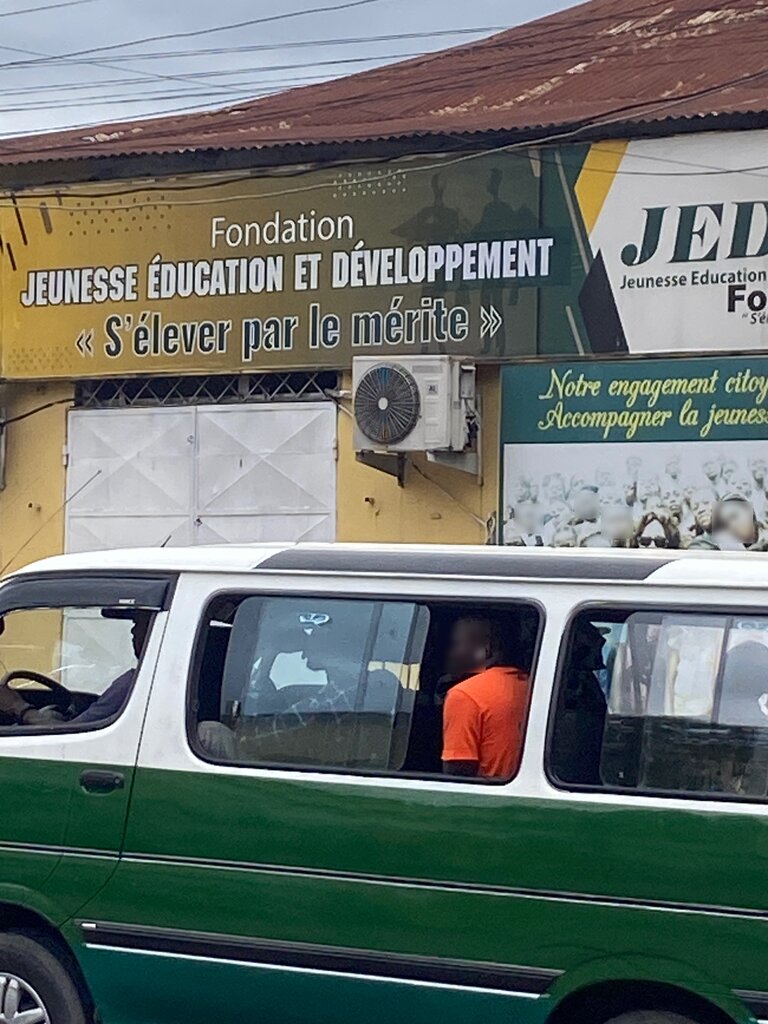 Eğitim merkezleri Fondations Jeunesse Éducation Et Développement, Brazzaville, foto
