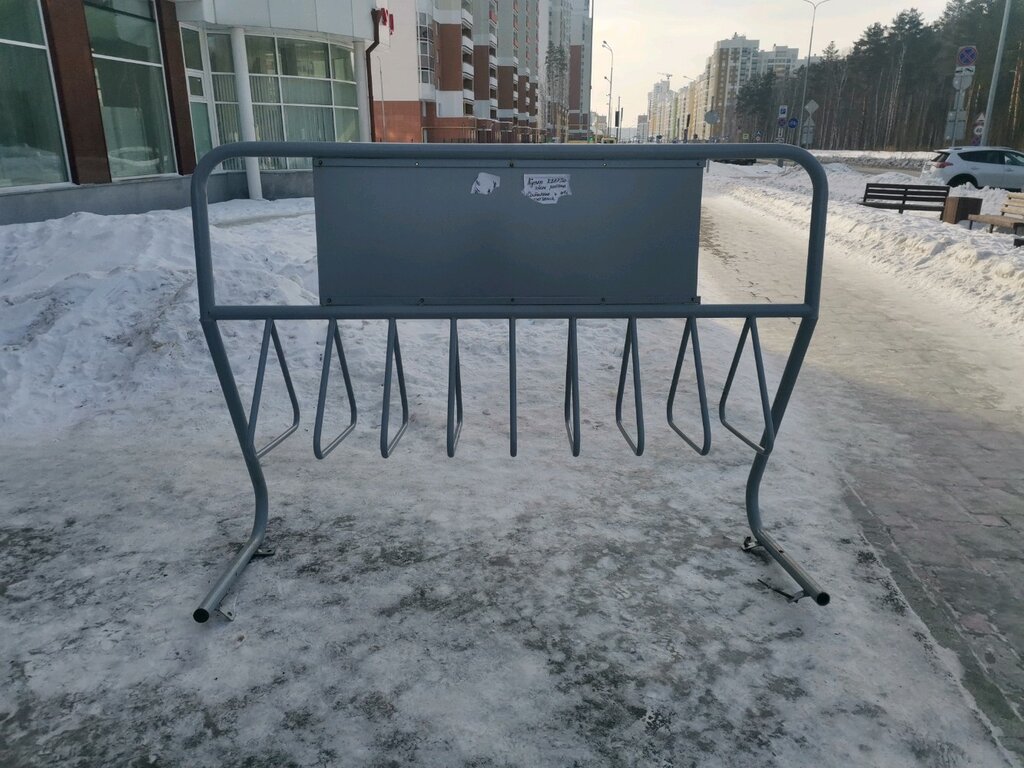 Bisiklet park yerleri Bicycle parking, Yekaterinburg, foto