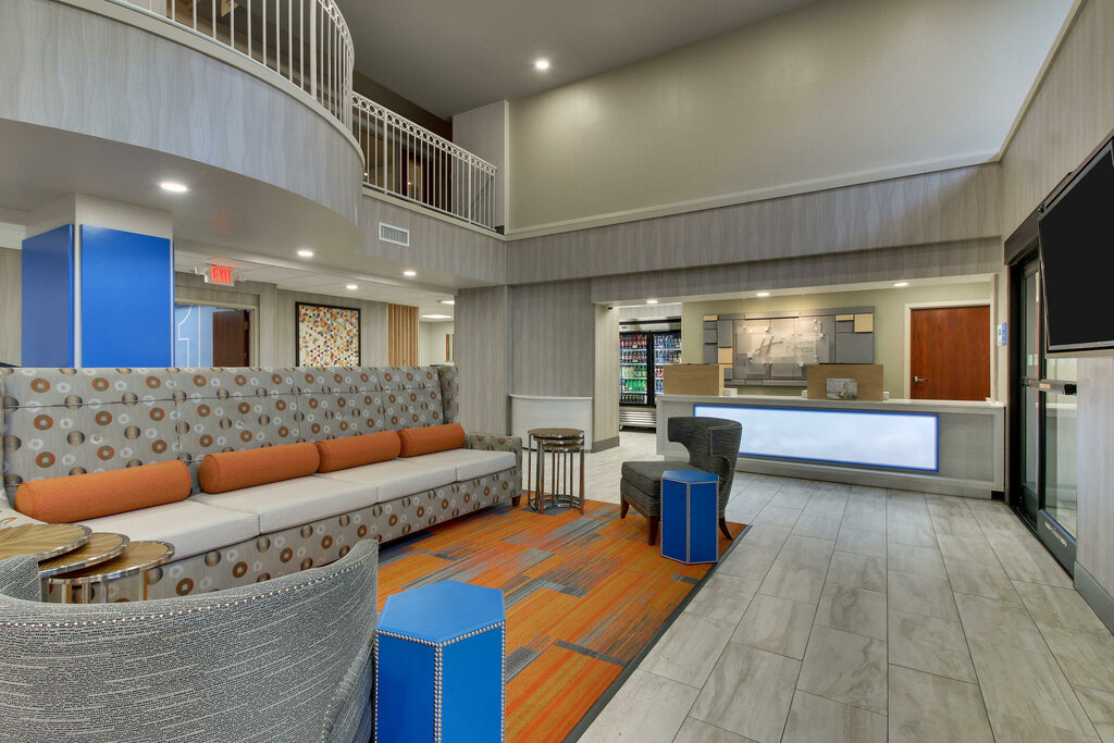 Otel Holiday Inn Express & Suites Atlanta N-Perimeter Mall Area, Georgia Eyaleti, foto