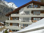 Haus Bahnhofbuffet Apartment Riffelhorn (Bahnhofplatz No:7, Zermatt), otel  Valais'den