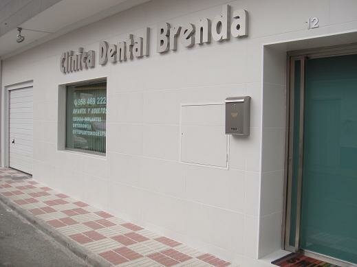 Özel ağız ve diş sağlığı klinikleri ve muayenehaneleri Clínica Dental Brenda Ramírez, Endülüs, foto