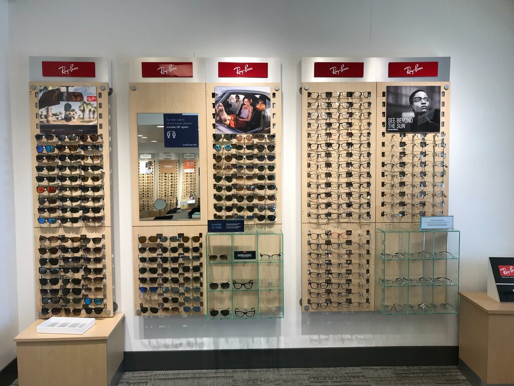 Giyim mağazası LensCrafters, Georgia Eyaleti, foto