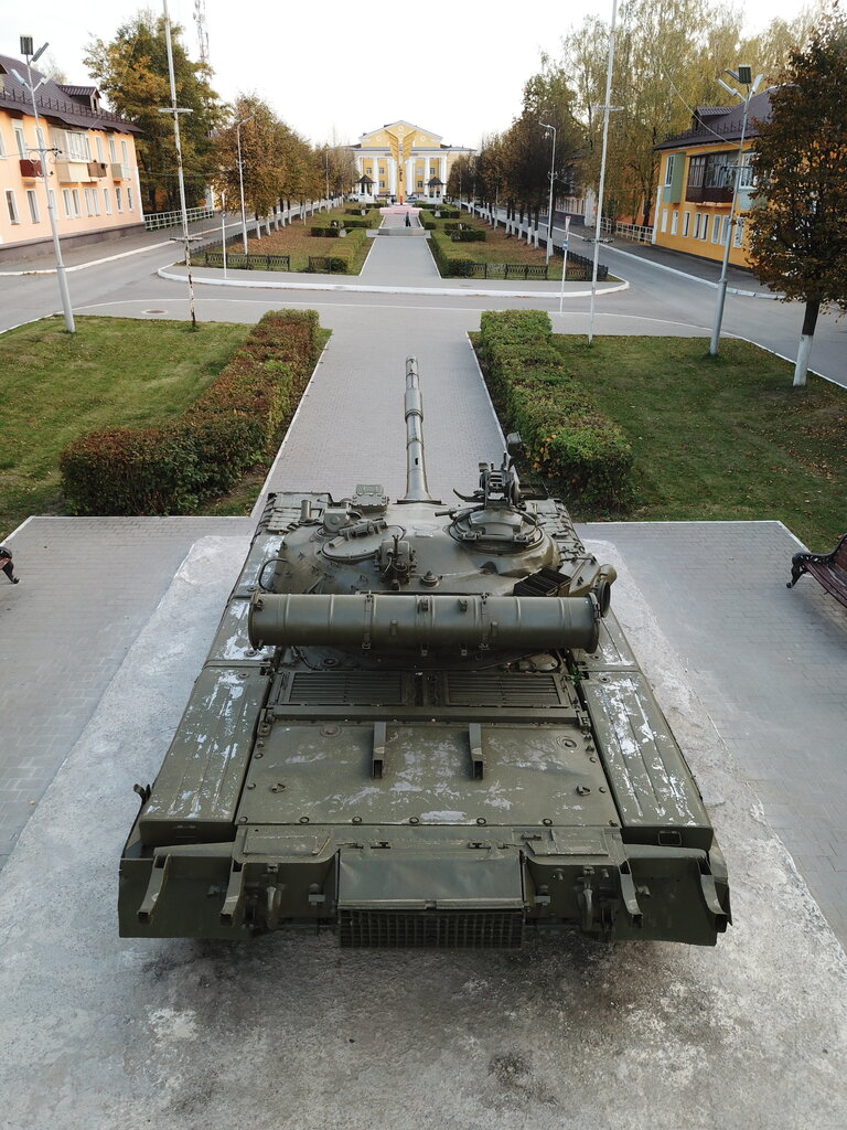 Teknoloji anıtı Танк Т-80, Suvorov, foto