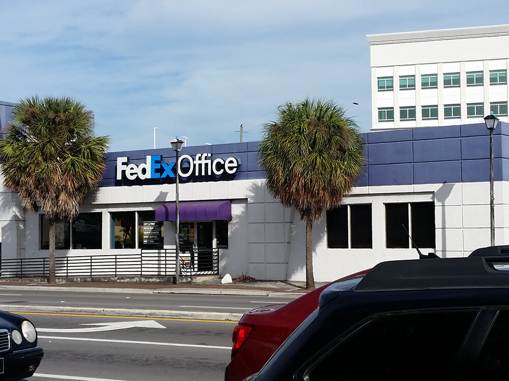 Fotokopi dükkanları FedEx Office Print & Ship Center, Florida Eyaleti, foto