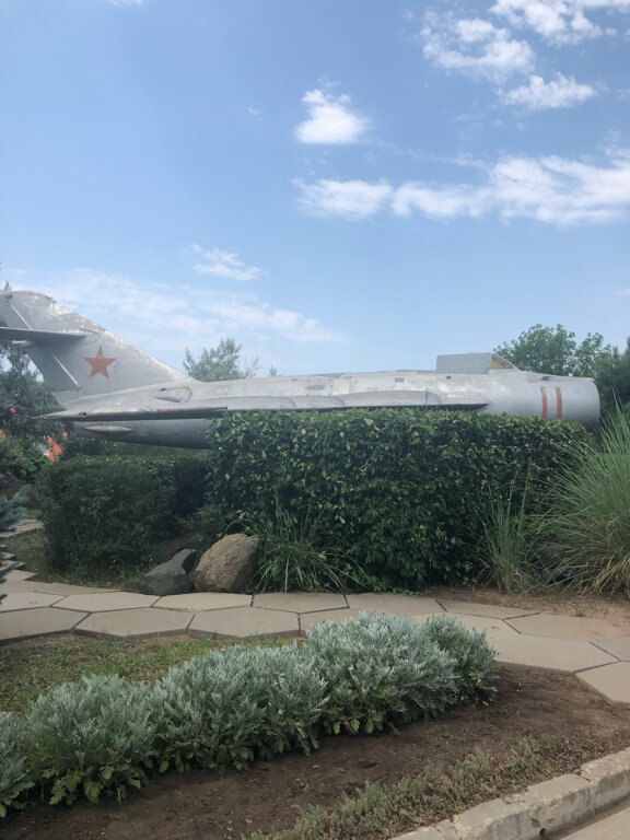 Teknoloji anıtı Истребитель МиГ-15, Saki (Sak), foto