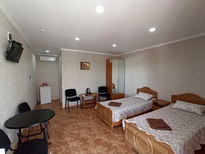 Guest house Barabulka (улица Коронелли No:6, село Береговое), otel  Kırım Cumhuriyeti'nden