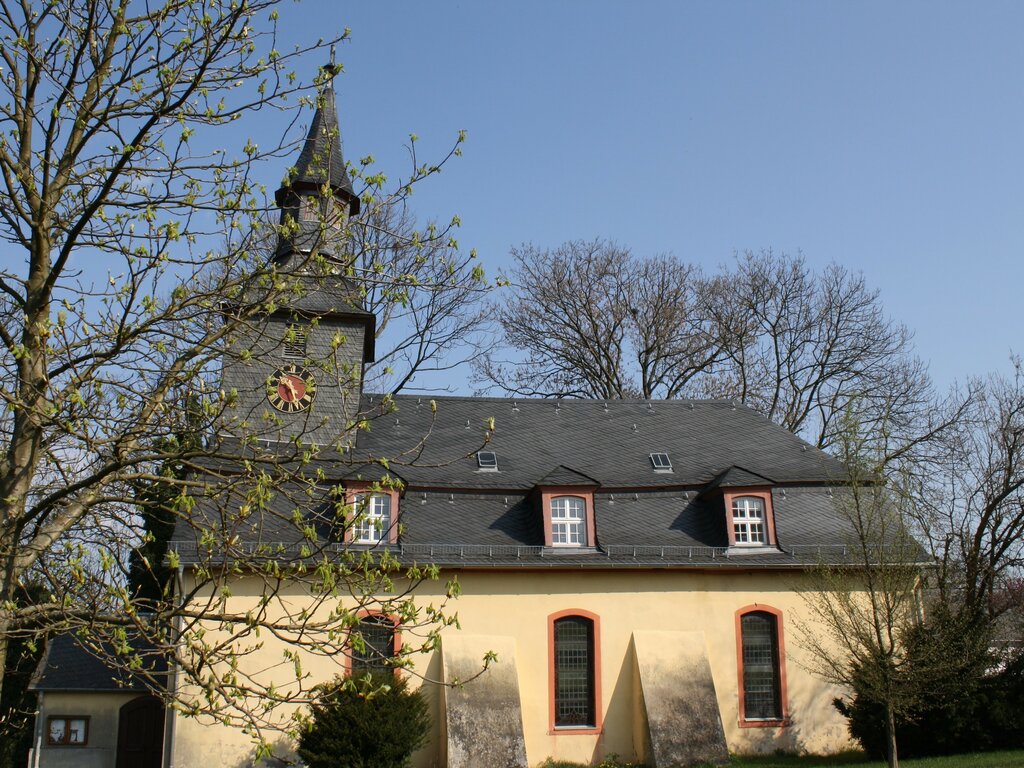 Dini dernekler Evangelische Kirche Oberwallmenach - Evangelische Kirchengemeinde Oberwallmenach, Renanya‑Palatinate, foto