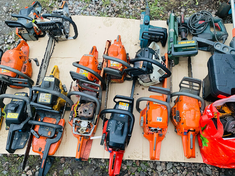 Bahçe ekipmanları tamiri Remont Benzo-Elektro instrumenta, Saint‑Petersburg, foto