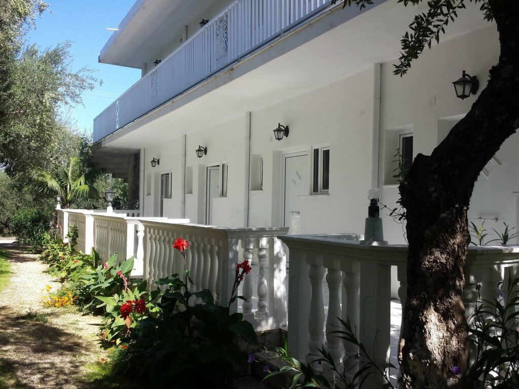 Otel Ruassi Studios, Dünya, foto