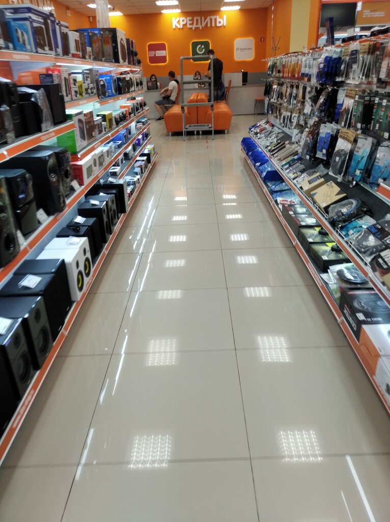 Alışveriş merkezleri Torgovy tsentr Atrium, Taganrog, foto