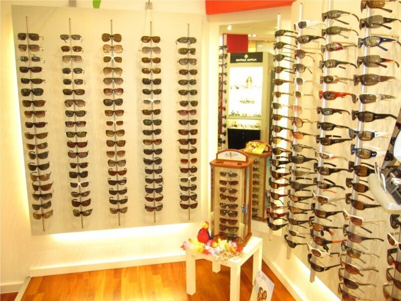 Optik Blick Punkt Optik E. U., Karintiya, foto