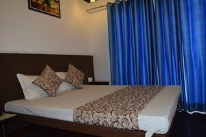Hotel Moksha (State of Uttarakhand, City of Rishikesh, Ram Jhula), otel