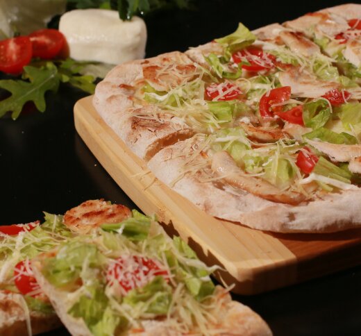 Kafe Sushi & Pizza Krusty & Krabs, Şçolkovo, foto