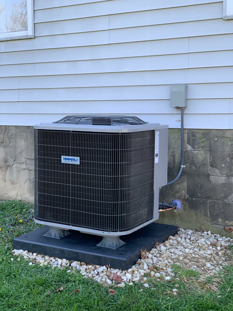 Isıtma sistemleri ve ekipmanları Je Heating & Cooling LLC, Ohio Eyaleti, foto