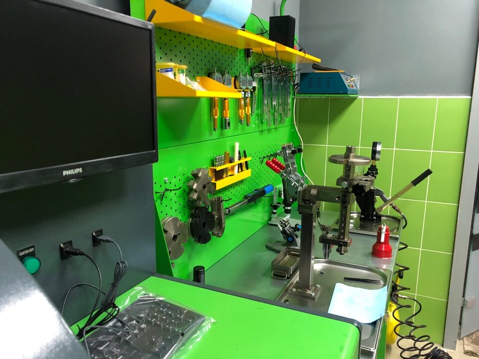 Otomobil servisi Dizonika Diesel Service, Saint‑Petersburg, foto