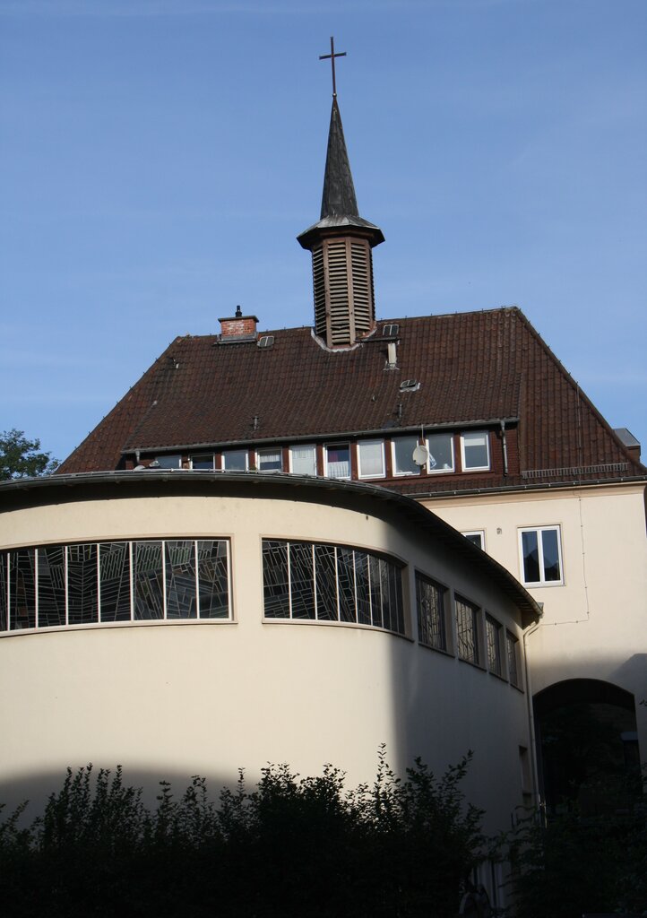 Dini dernekler Evangelische Lukaskirche - Evangelische Lukasgemeinde Gießen Junge Kirche Gießen, Giessen, foto