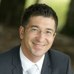 Priv. Doz. Dr Domagoj Ivastinovic (Styria, Graz-Umgebung, Deckerweg, 10), optik cihazlar ve ekipmanlar  Steiermark'tan