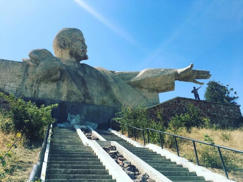 Anıt, heykel V. İ. Lenin, Suğd (Sogd) ili, foto