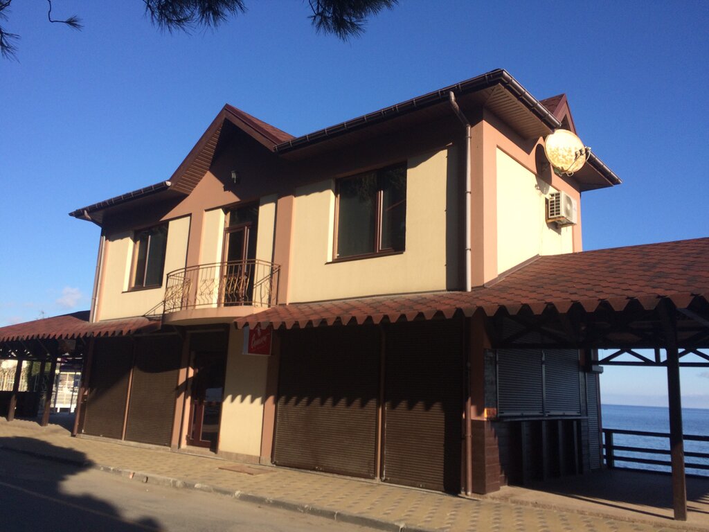 Kahve dükkanları Самолёт, Aluşta, foto