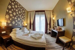 Hotel Arkas (Powiat Opolski, miasto Prószków), otel  Proszkow'dan