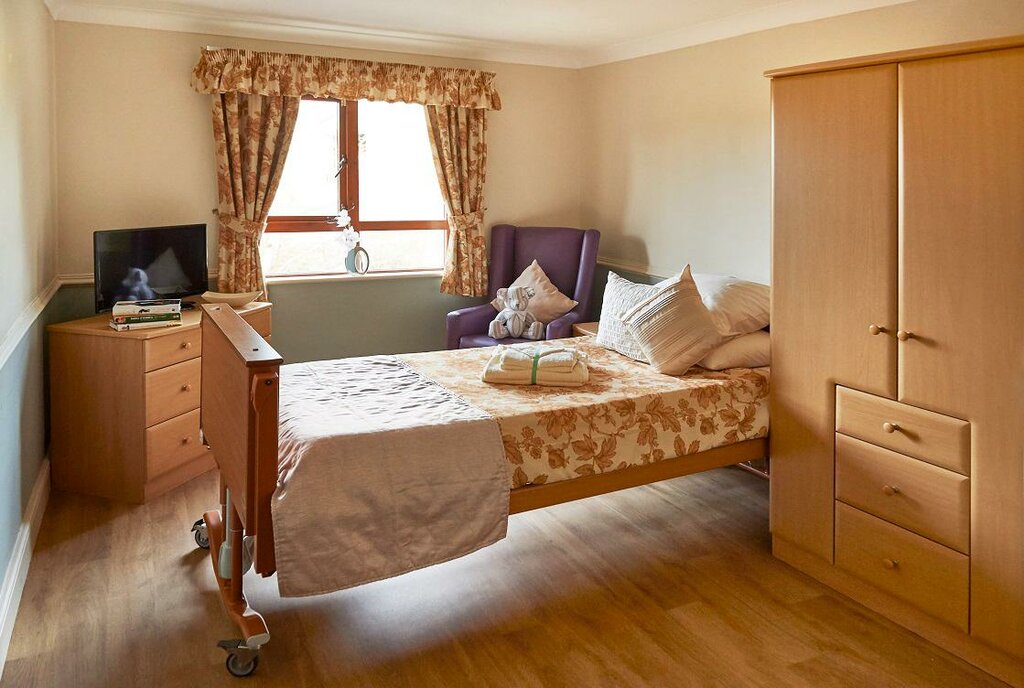 Sigorta şirketleri Braid Hills Care Home - Bupa, Edinburgh, foto