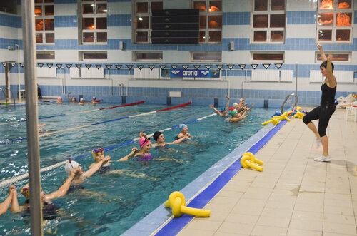 Yüzme havuzları Aquafitness-Chita, Çita, foto