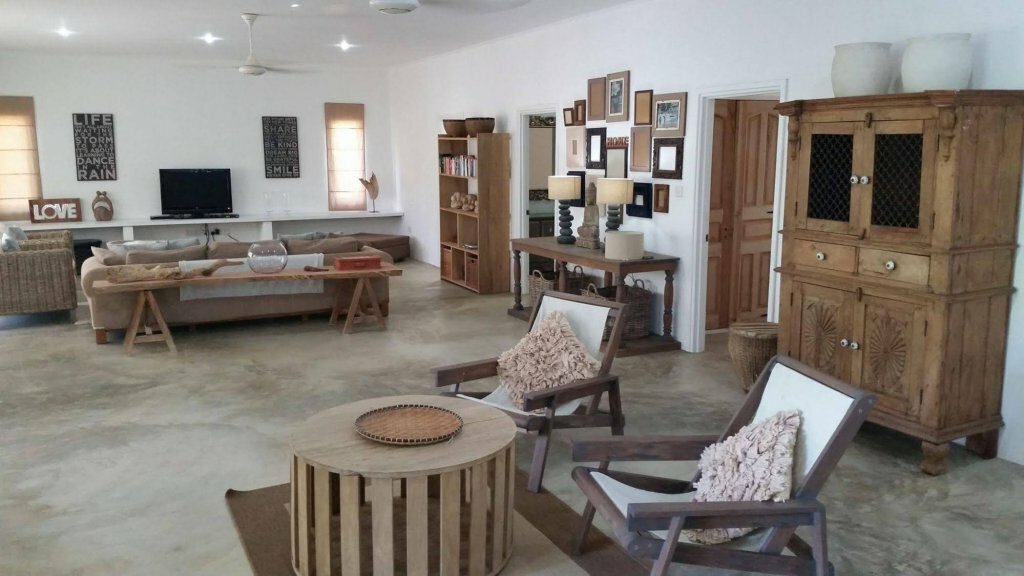 Otel Castaway Lodge, Dünya, foto