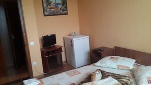 Hotel Parus Kamianets-Podilskyi (Ukraine, Kamianets-Podilskyi, Ataki Village), otel  Çernivtsi'den