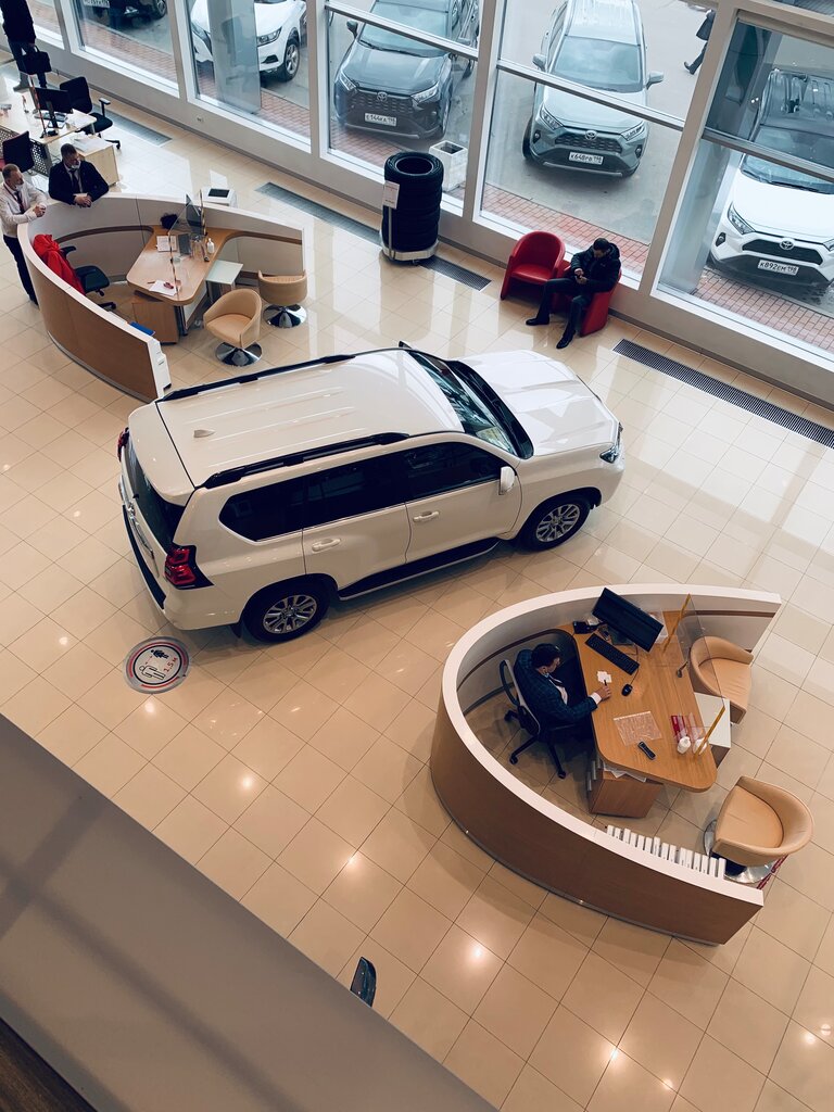 Otomobil satış galerileri Инчкейп Олимп, Saint‑Petersburg, foto