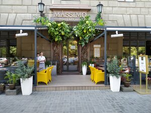 Massimo (Mira Street No:12), kafe  Volgograd'dan