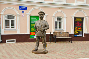 Постовой (Kazanskaya Street No:17А, Yelabuga), park, sokak heykeli  Alabuğa'dan