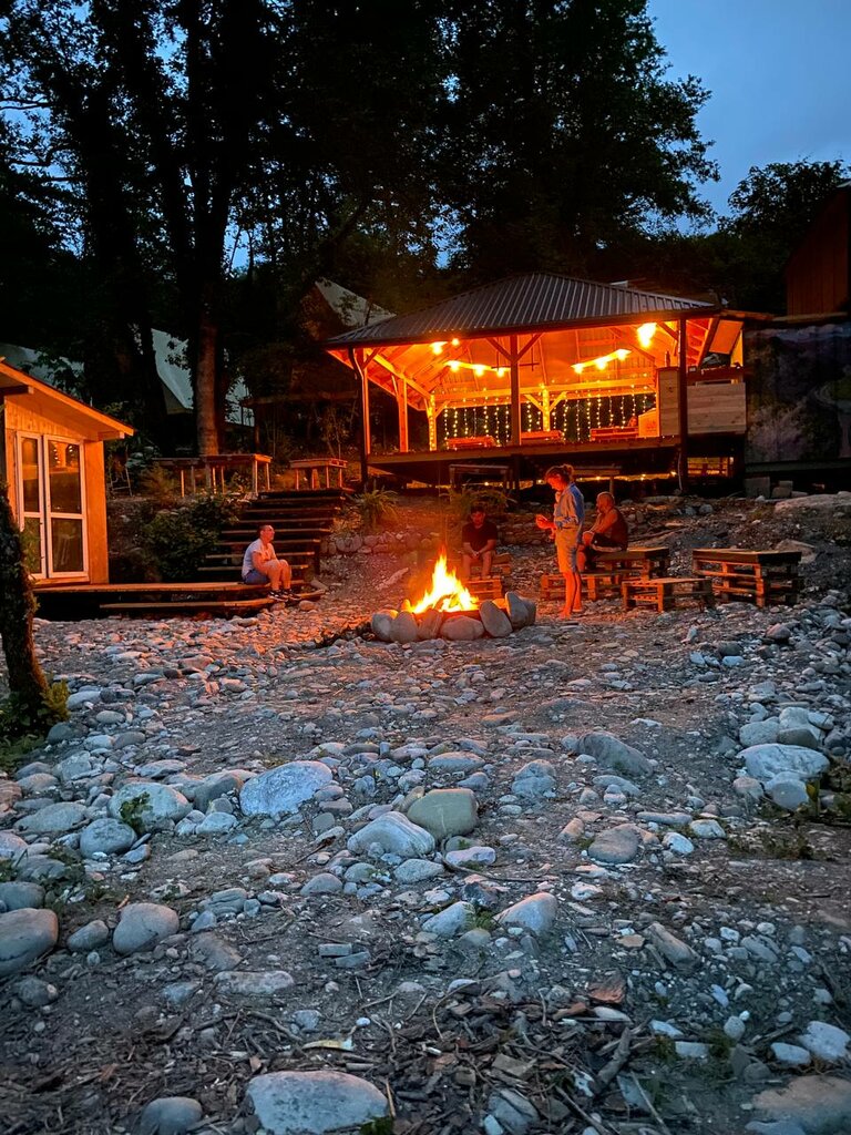 Glamping Lavicon Glemping Drevo, Soçi, foto
