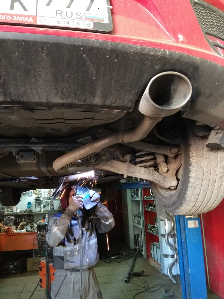 Otomobil servisi Gofra Glushitelya, Moskova, foto