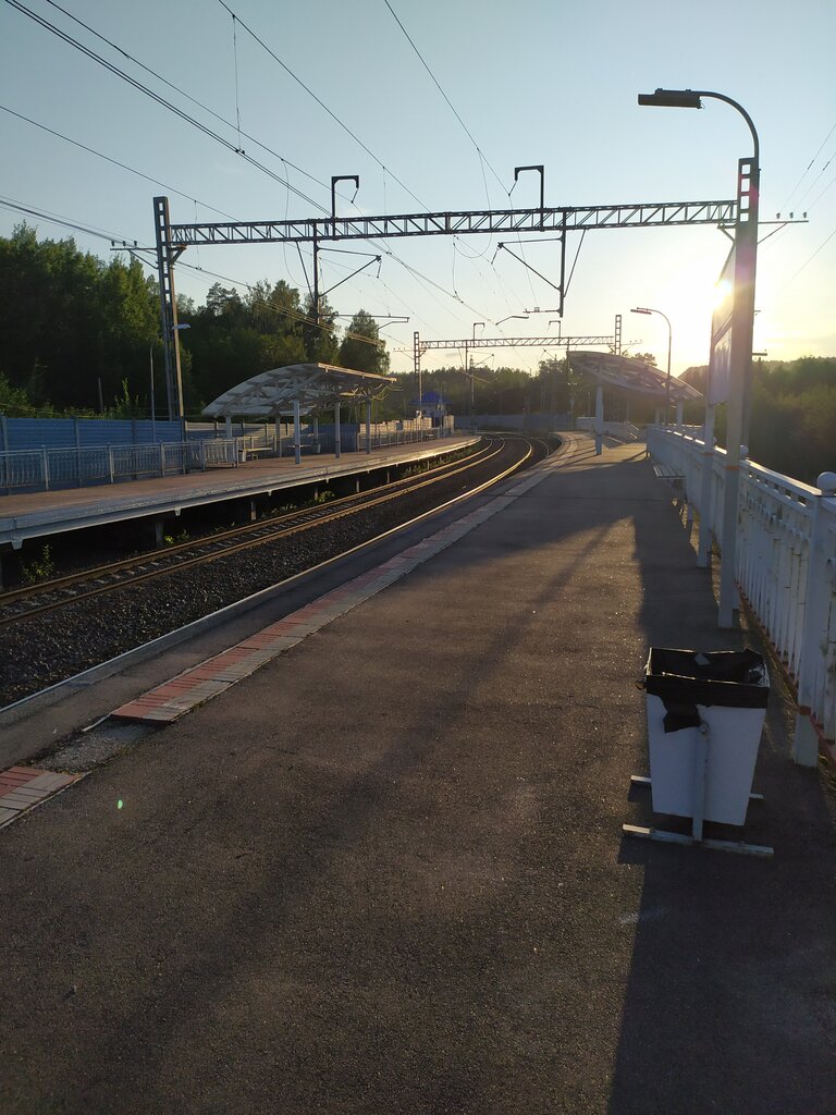 Tren istasyonu 38 км, Saint‑Petersburg ve Leningradskaya oblastı, foto