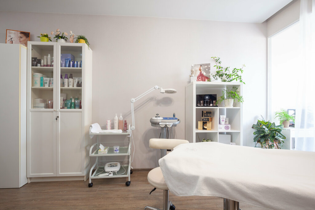 Masaj salonları Prinimajte komplimenty, Yekaterinburg, foto