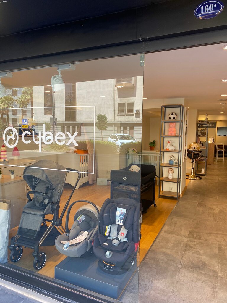 Çocuk mağazaları Operaistanbul İzmir, İzmir, foto