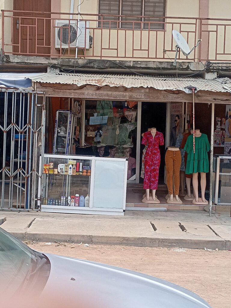 Giyim mağazası Uninens clothing, Dünya, foto