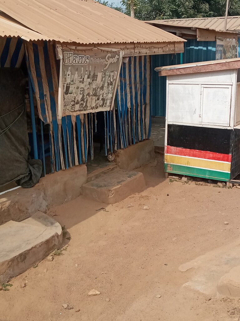 Bar Hans drinking spot, Dünya, foto