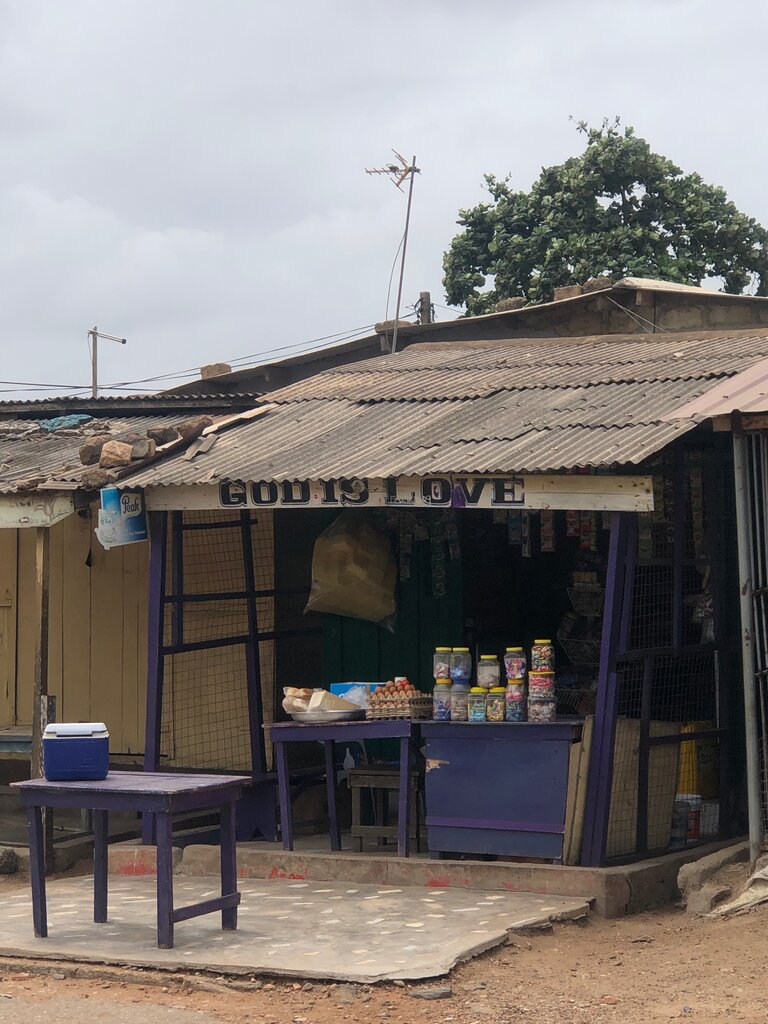 Market God is Love, Dünya, foto