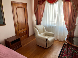 Rybatsky Prichal (улица Аллея Дружбы No:85, посёлок городского типа Заозёрное), otel  Kırım Cumhuriyeti'nden