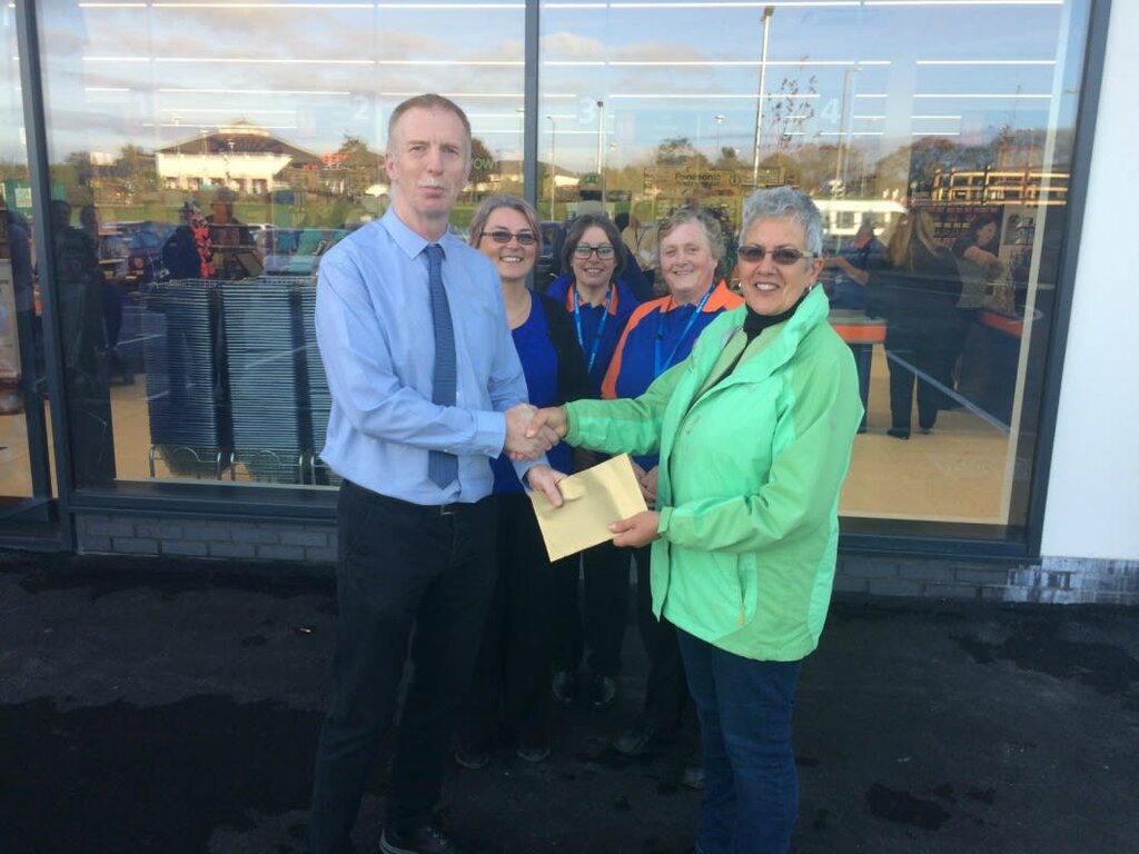 i̇ndirim ve fırsat sistemleri B&m Store, Cornwall County, foto