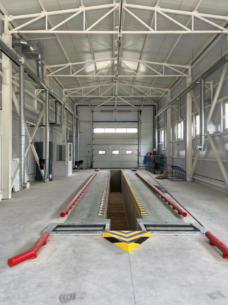 Araç muayene istasyonları 247 Диагностическая станция Смолевичи, Minskaya oblastı, foto