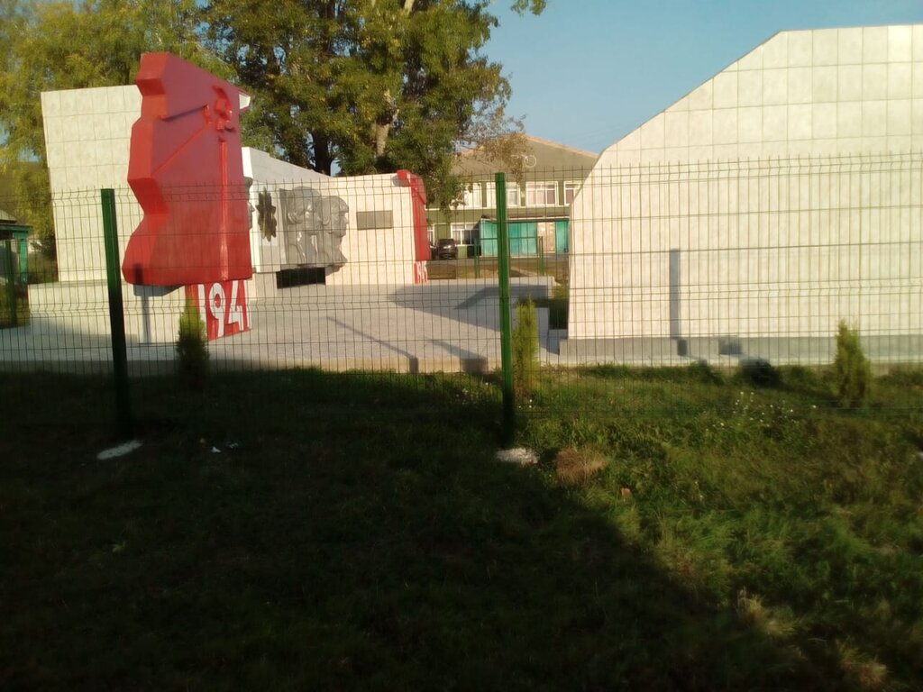 Anıt, heykel Воинам, павшим в годы Великой Отечественной войны, Altayski krayı, foto