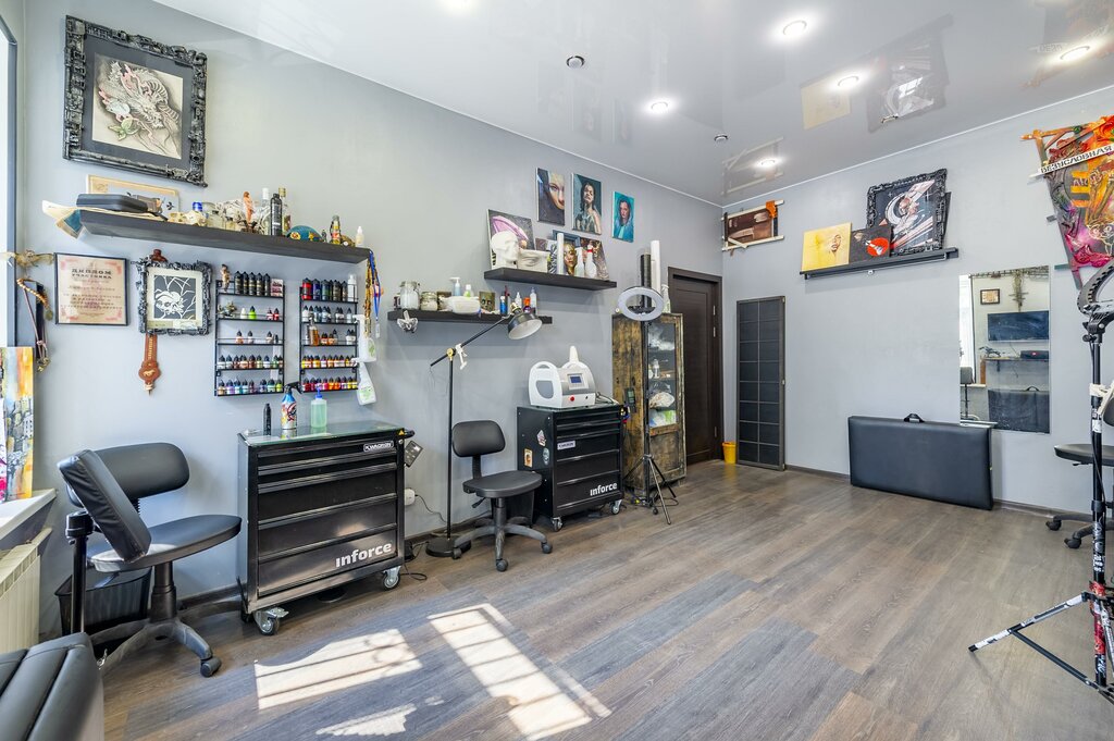 Dövmeciler Giena Rjёt, Moskova, foto