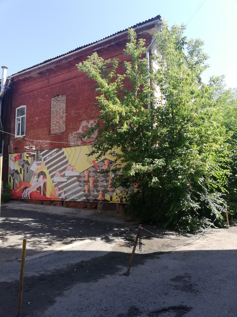 Anıt levhası, anıt taş Штаб и женский батальон 17 отдельного запасного линейного полка связи, Krasnoyarsk, foto