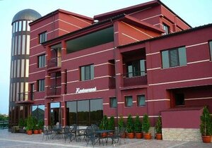 Hotel Prestige (Pleven Province, Belene), otel  Dünya'dan